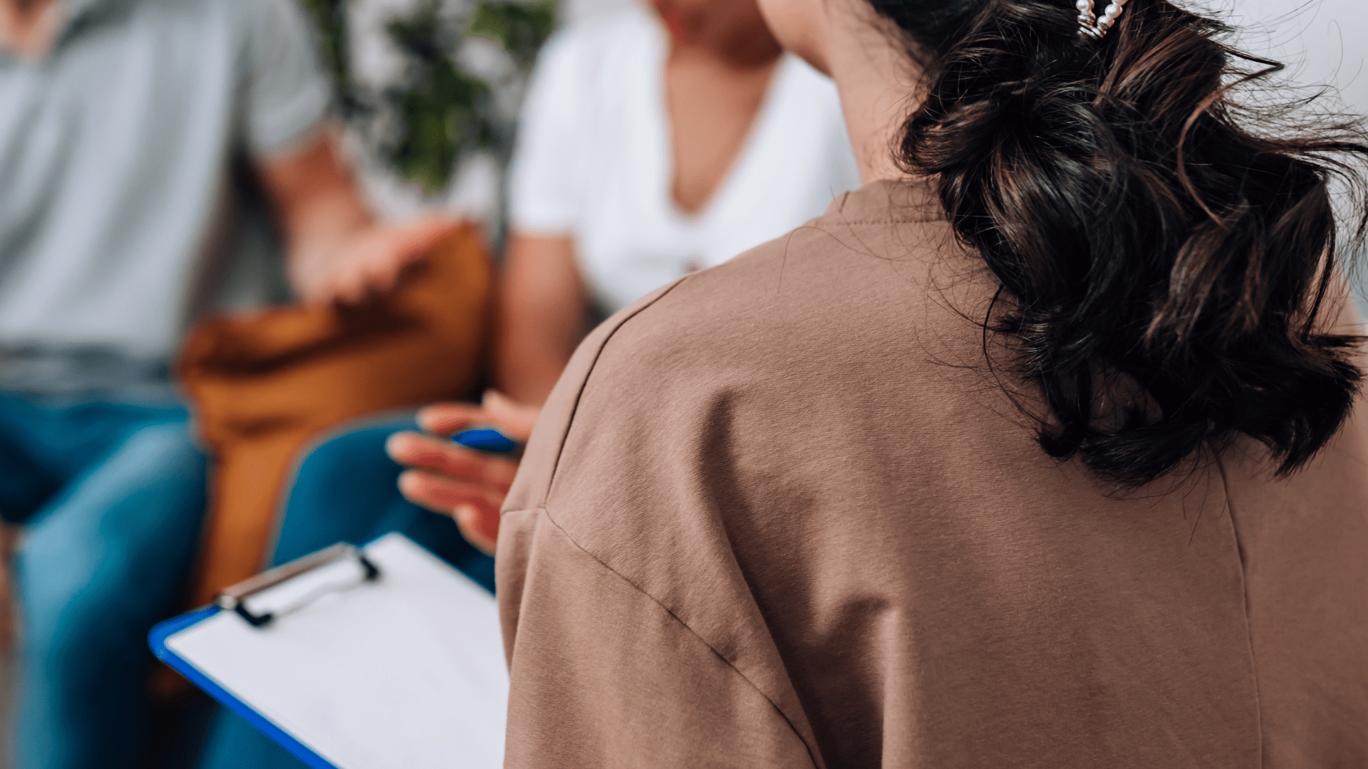 Debunking the Myths: What Couples Therapy Is (and Isn’t!) | The Little Things